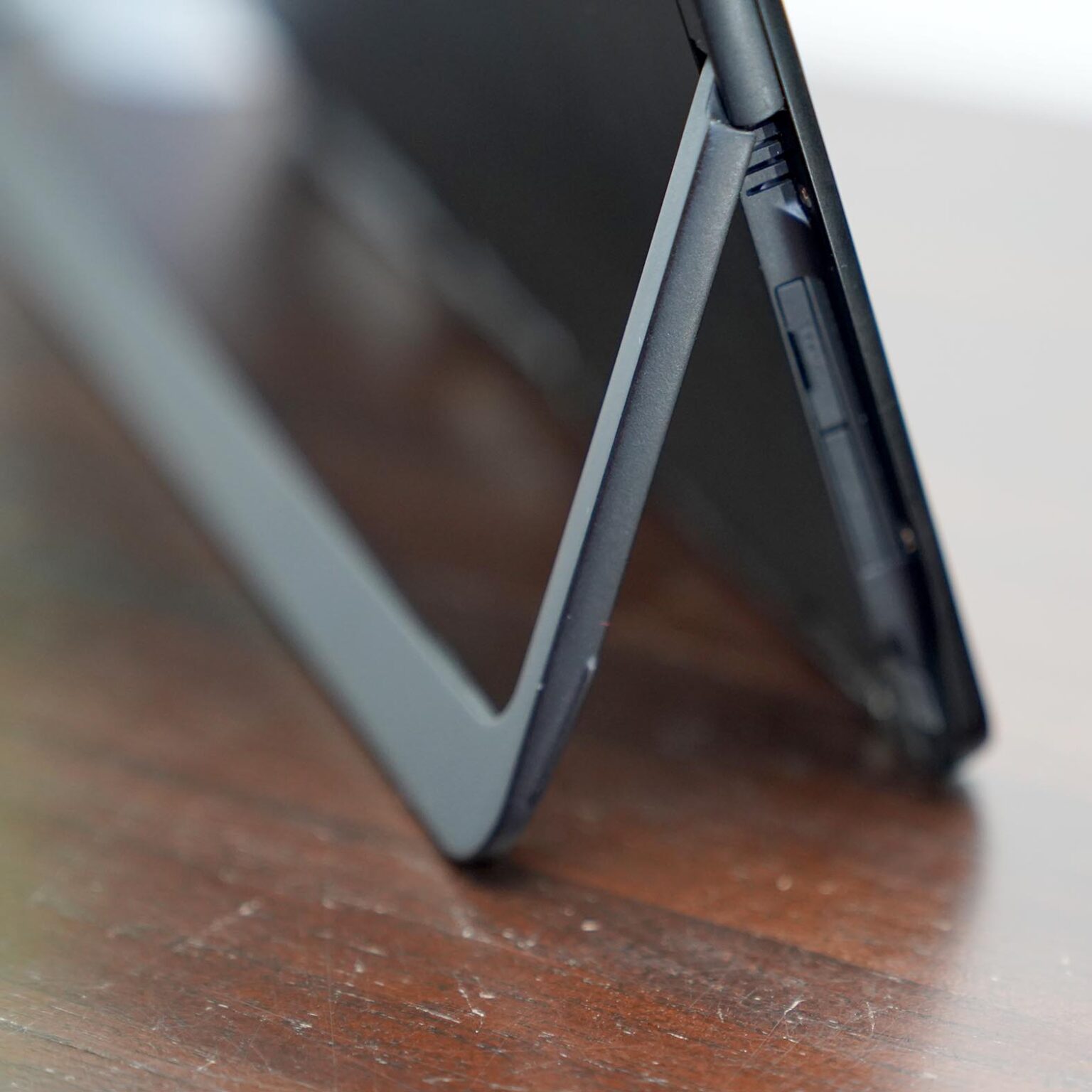 แท็บเล็ต Fujitsu ArrowsTab R727 มือสอง